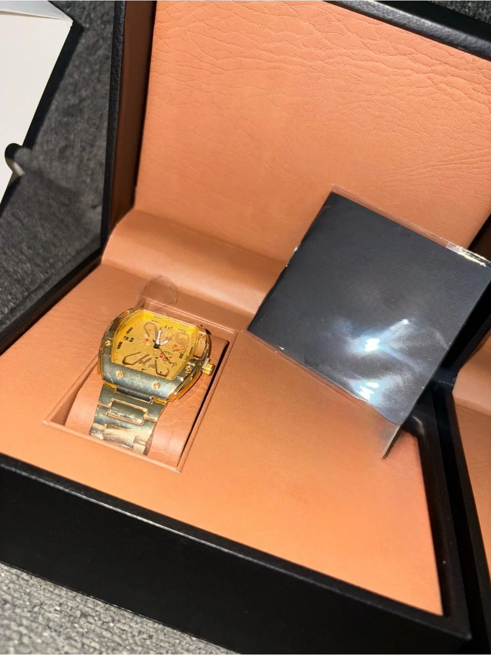 Accessories | Luxury Designer Gold Watch Stylish Gold Tone Timepiece ...